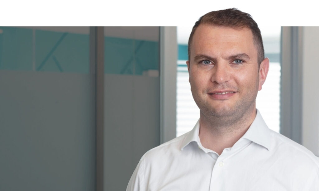 Grauer Star (Katarakt) im Augen MVZ Mihaescu - Augenarzt Würzburg